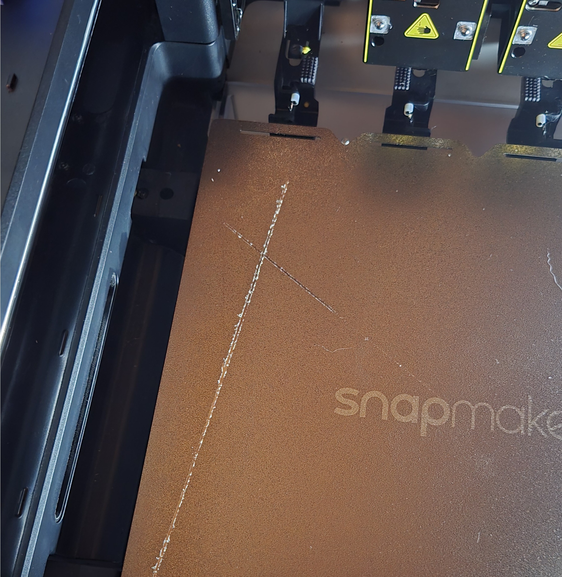 U1 Nozzle Scraping the Build Plate | Snapmaker Wiki